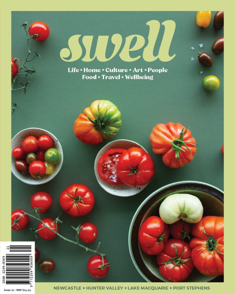 Issue No. 14 // Winter 2022 - Swell Magazine